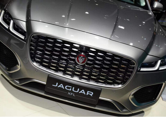 捷豹XFL哪款配置值得买？这份导购手册请收好 - 哔哩哔哩