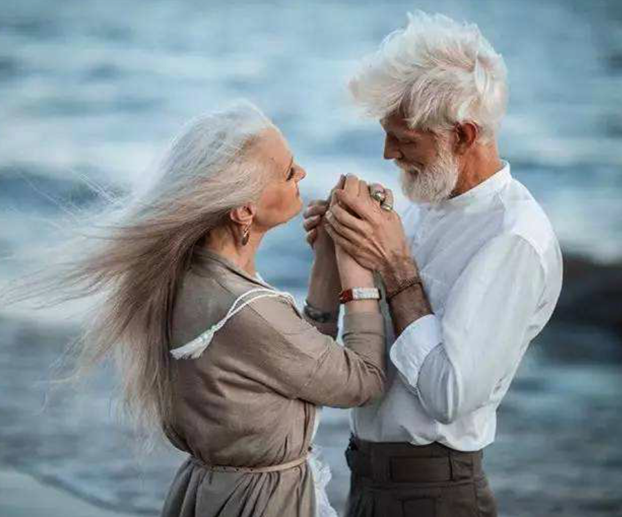 Friendship is love without his wings. (George Gordon Byron） - 哔哩哔哩