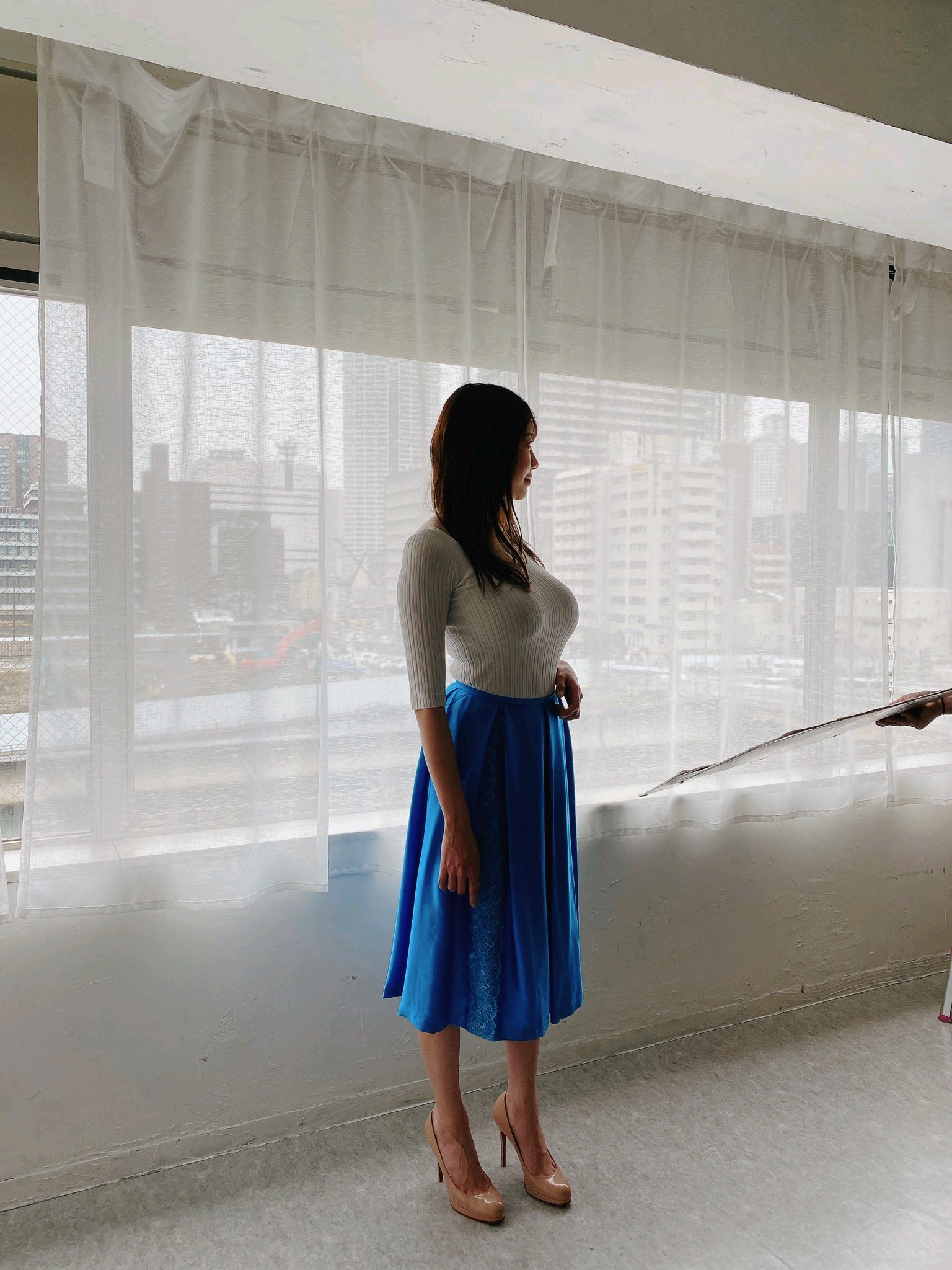 辣个女人｜真的是安斋拉拉（主谈 星乃莉子和日向日影发生的口角小冲突） - 哔哩哔哩