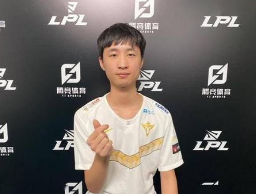 《英雄联盟》S10赛季LPL新人盘点，老将接连退役，LPL的未来将由这些新人撑起 - 哔哩哔哩