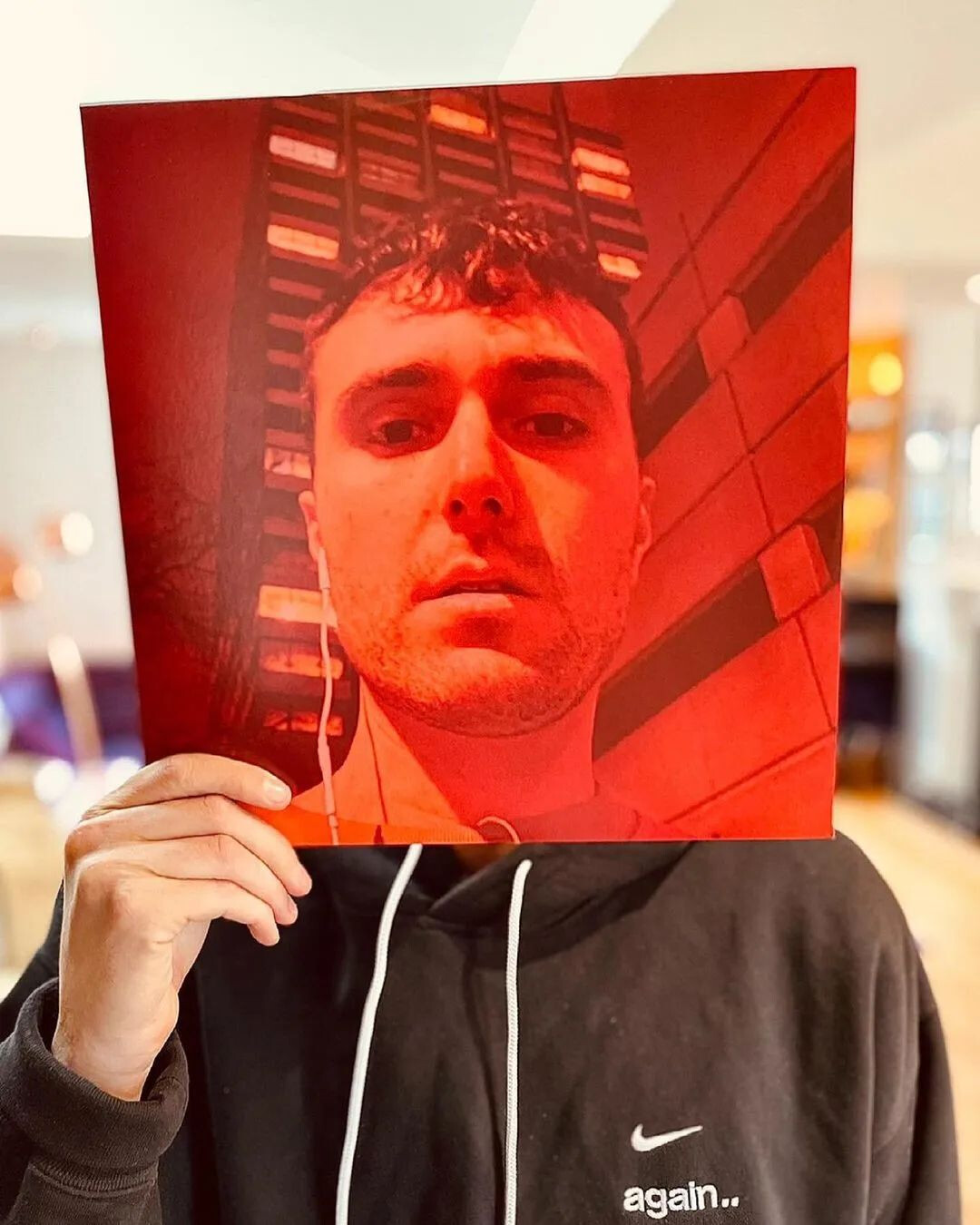 怎么“突然间”Fred Again..就火了？ - 哔哩哔哩