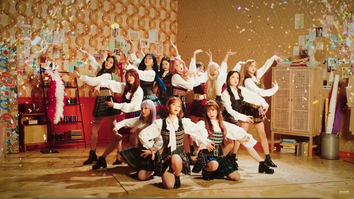 iz*one[FIESTA] MV播放量破亿 - 哔哩哔哩