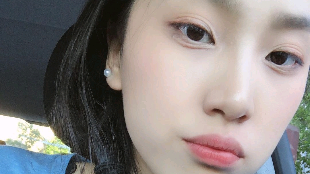 世界美女 第8期:June Liu个人资料及写真照片 - 哔哩哔哩