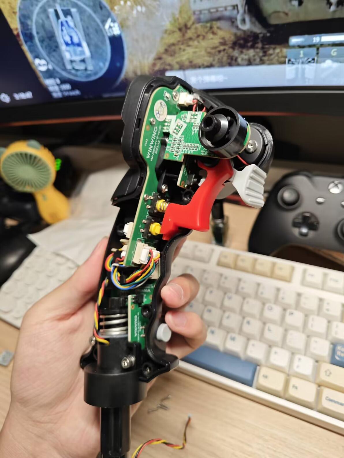 翼胜小熊座和VKB NXT的拆解和对比评测 2024-05-16 - 哔哩哔哩