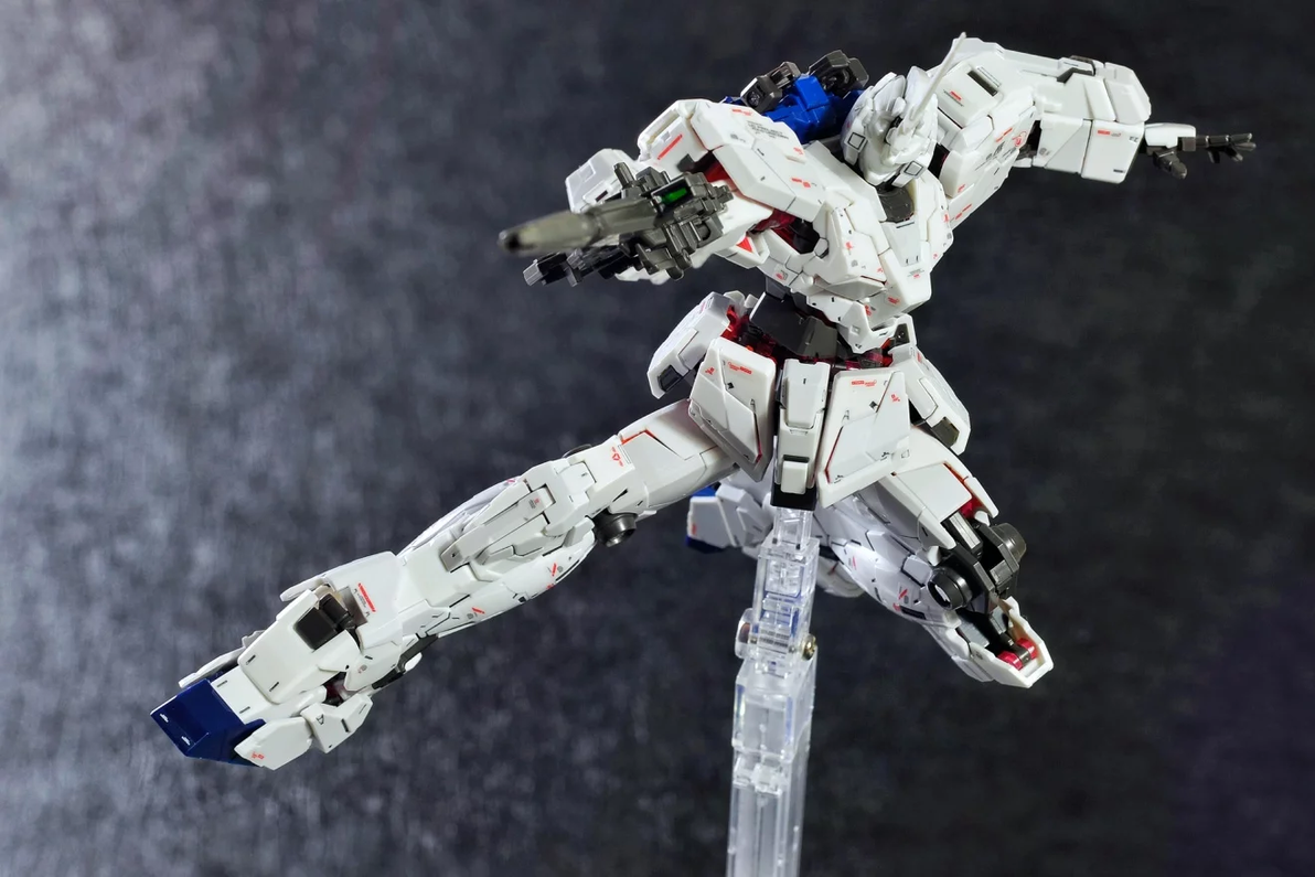 【评测】嫌PG太占空间？RG或许更适合你！---万代RG独角兽玩评 - 哔哩哔哩