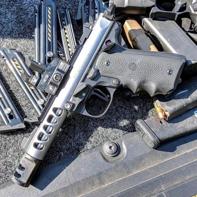 数十年经久不衰,号称最受欢迎的.22手枪以高精度享誉一时的经典 - 哔哩哔哩