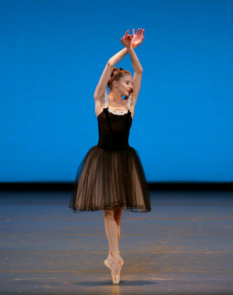 【芭蕾音乐】巴兰钦：芭蕾《莫扎特风》Mozartiana - 哔哩哔哩