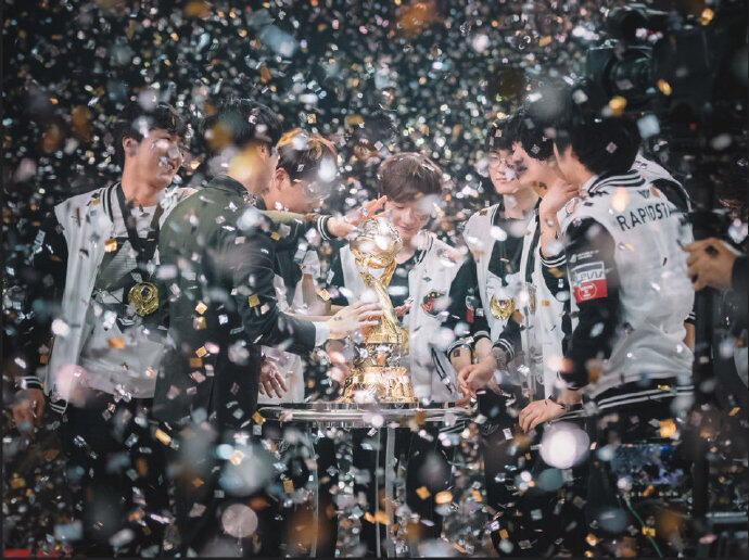 历届MSI季中赛回顾：SKT两度问鼎，Uzi圆梦巴黎 - 哔哩哔哩