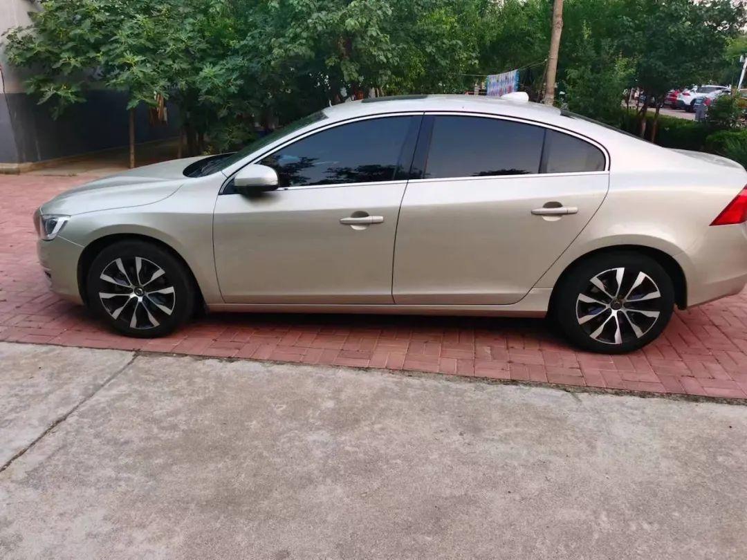 11万多是买紧凑型家用新车，还是买这台二手沃尔沃S60L - 哔哩哔哩