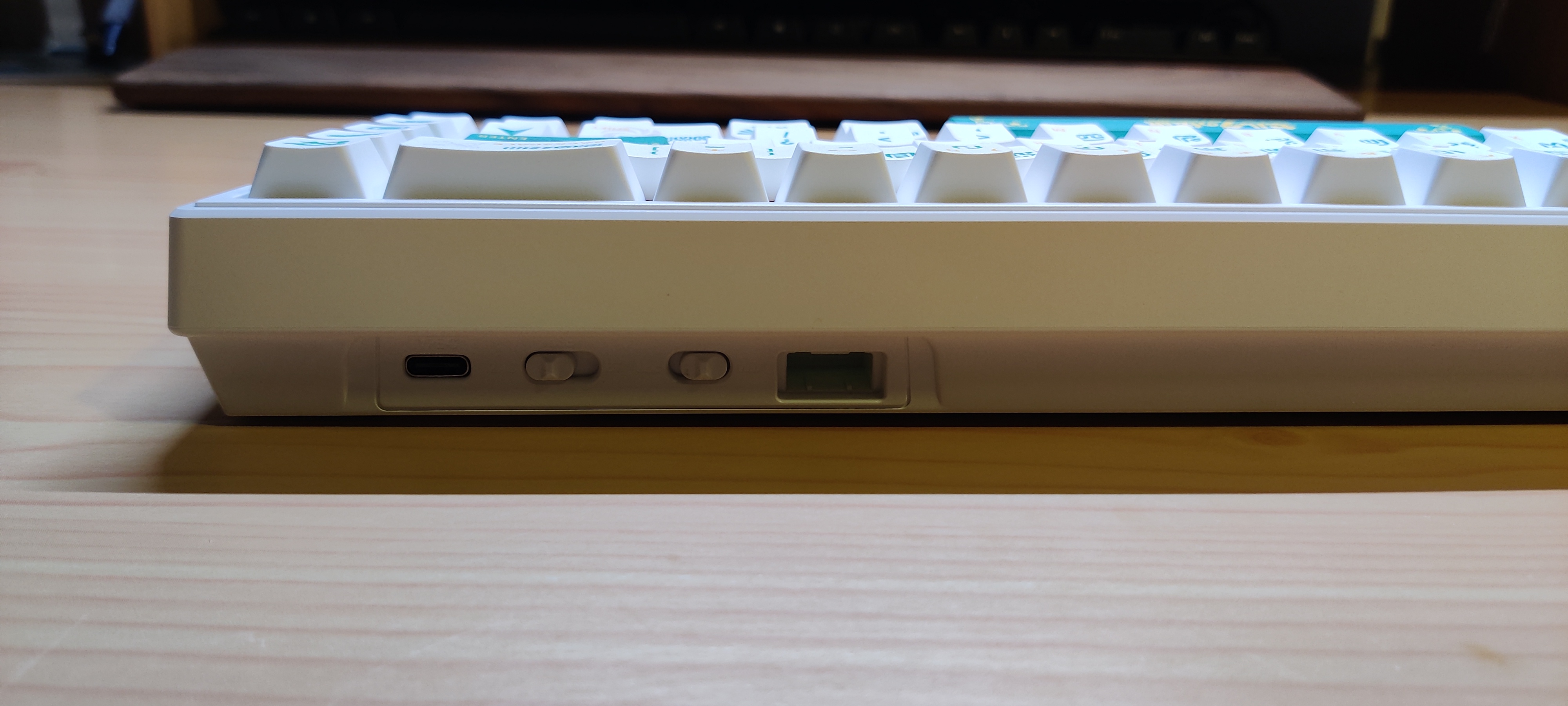 退了7把键盘才决定留下的小配列键盘|魔咖3067使用感受 - 哔哩哔哩