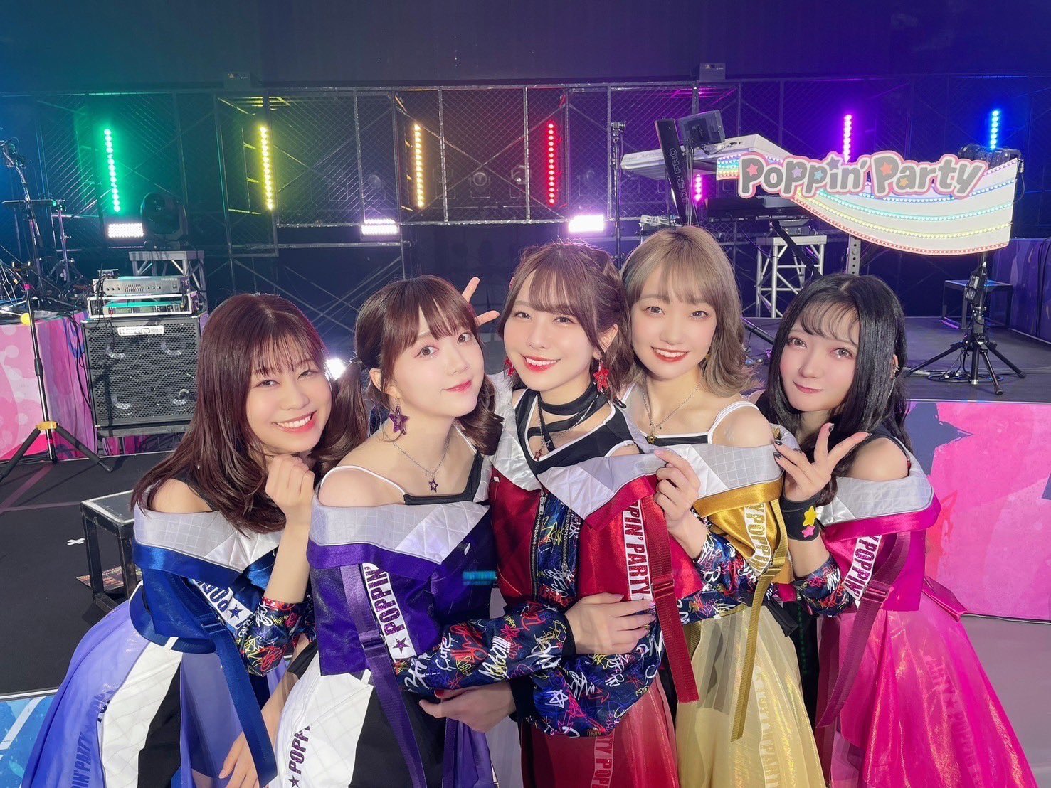 Poppin'Party×MyGO!!!!! 合同LIVE 官方返图 - 哔哩哔哩