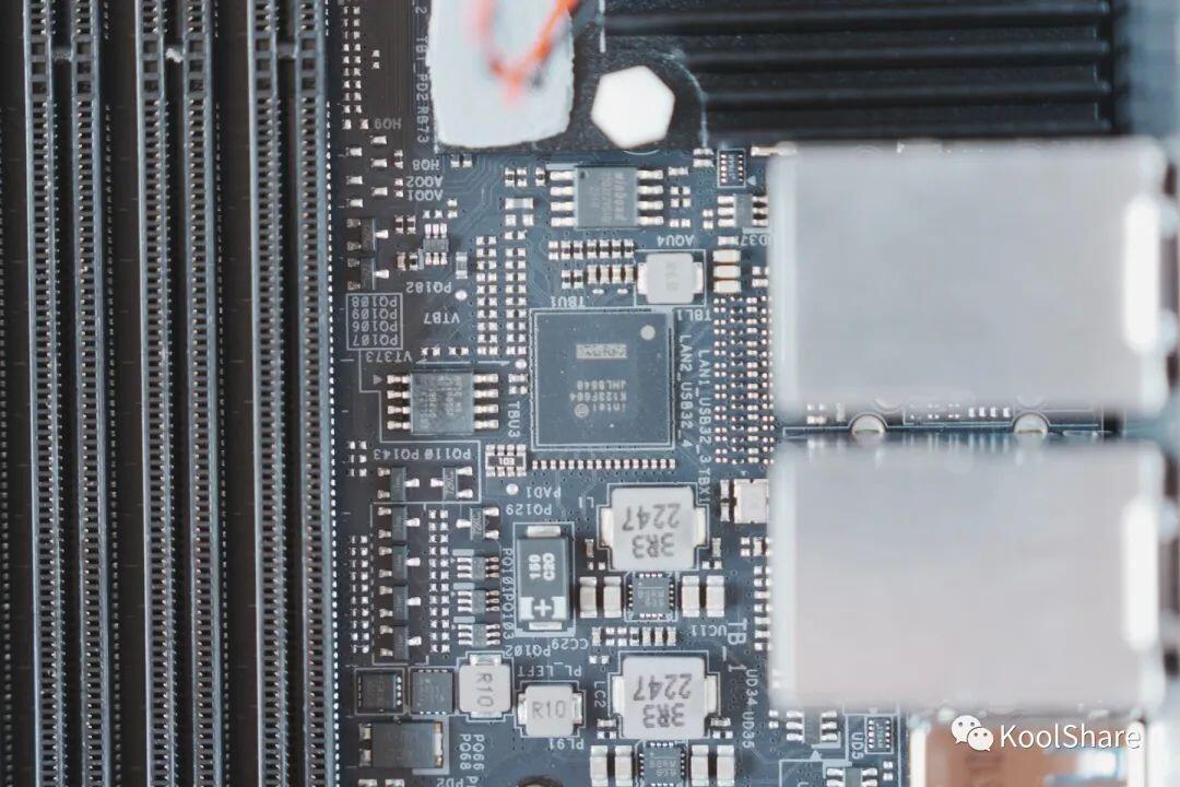 华擎W790 WS主板评测及Xeon w9-3495X超频体验 - 哔哩哔哩