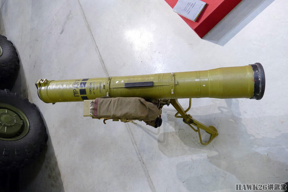 细看：9K111“巴松管”便携式反坦克导弹发射器 苏军的主力装备 - 哔哩哔哩