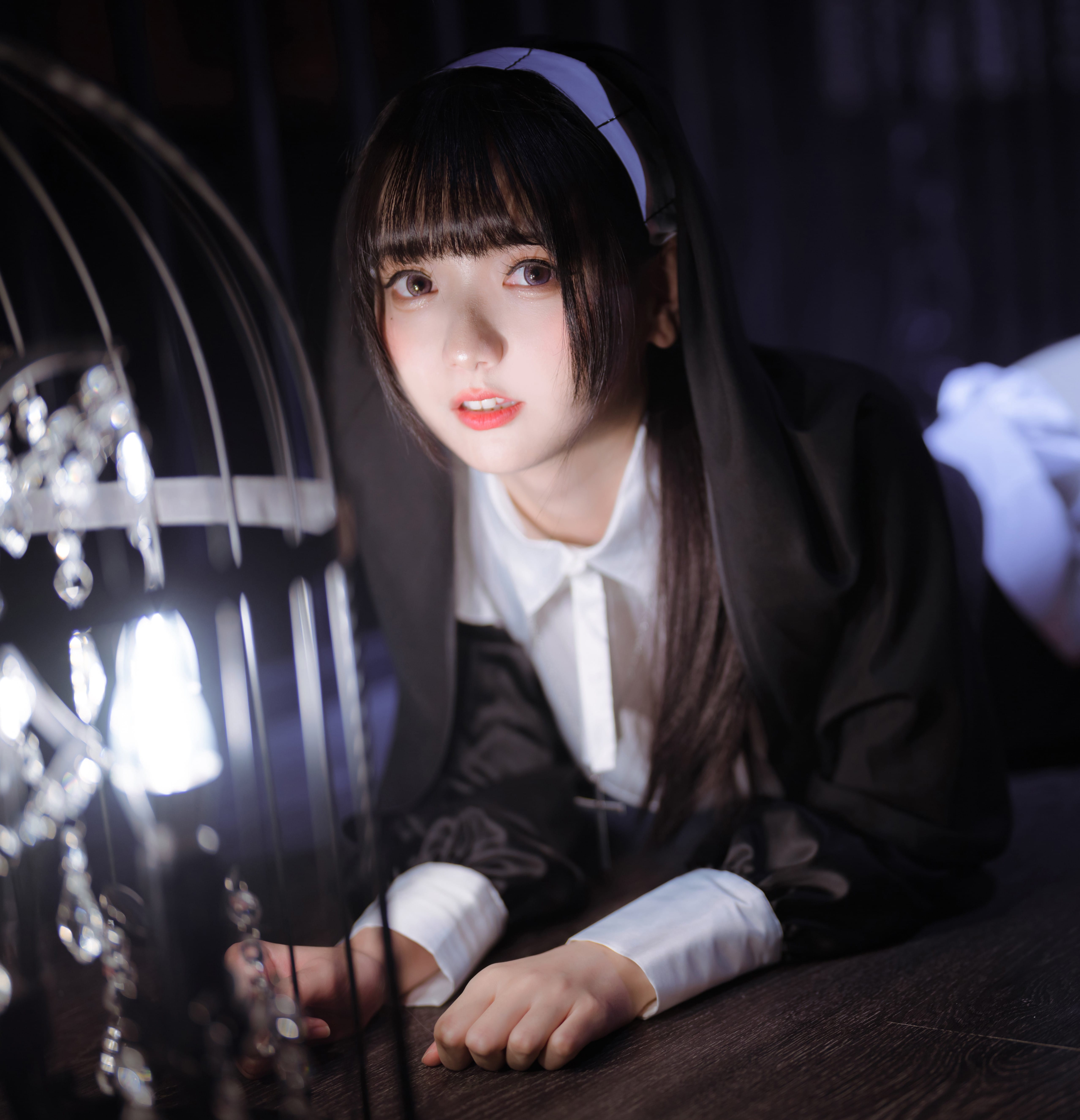 Cos写真丨Kyokyo沉迷汉堡王 - 修女写真 - 哔哩哔哩