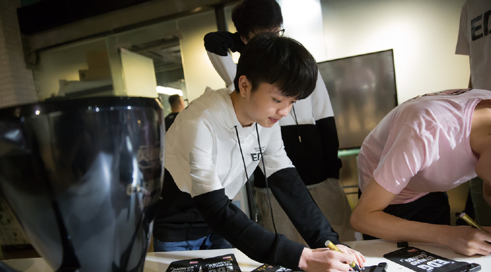 前EDG悍将遇难关？iBoy自爆：没路走了，去送外卖了 - 哔哩哔哩