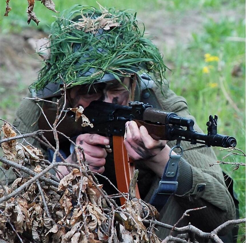 【科普】来自东德的传奇利器——MPi-KM系列突击步枪 - 哔哩哔哩