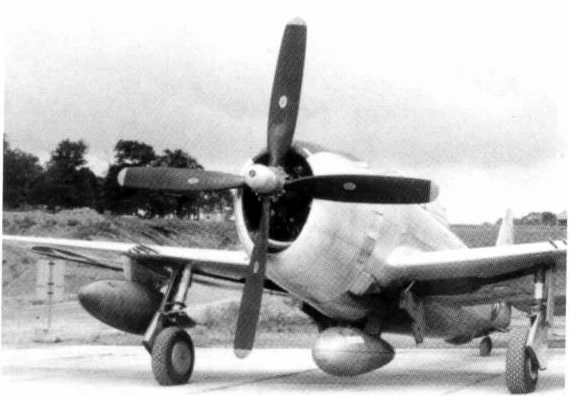 响亮而沉重——P-47雷电型号辨别 - 哔哩哔哩