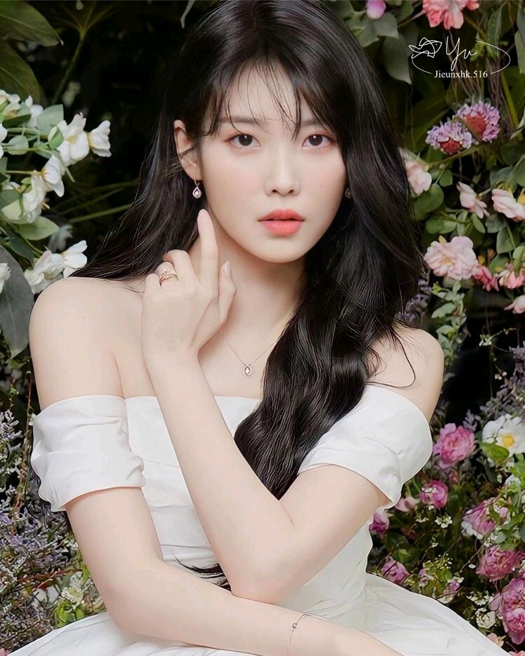 【iu】图片、头像、壁纸（42） - 哔哩哔哩