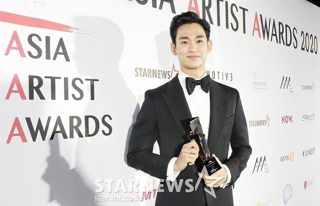 2020AAA颁奖典礼12位男神女神！金秀贤&徐睿知CP合体，金宣虎、韩素希超高颜值引热议！ - 哔哩哔哩