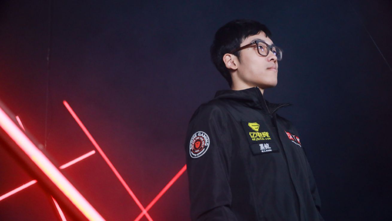 DOTA2:Faith_bian发文解释受伤情况 伤筋动骨100天以后会更新日常 - 哔哩哔哩