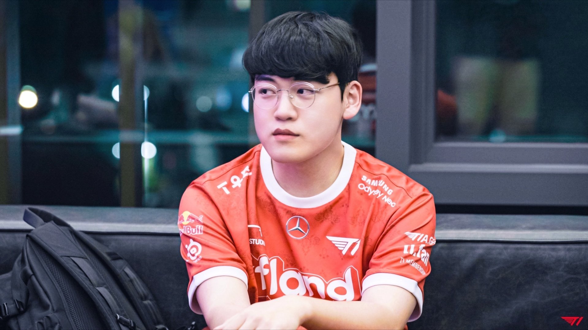 Gumayusi采访谈：BLG输JDG很多次，但我们差一点赢了JDG，感觉应该能赢BLG？ - 哔哩哔哩