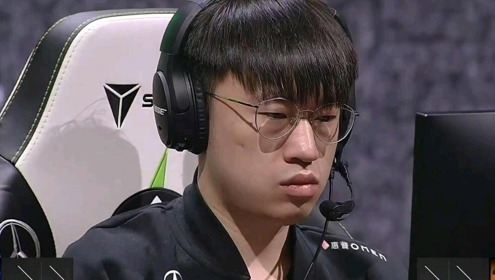 七年世界赛，76场比赛只有6个mvp，xiaohu的问题出在哪里？ - 哔哩哔哩