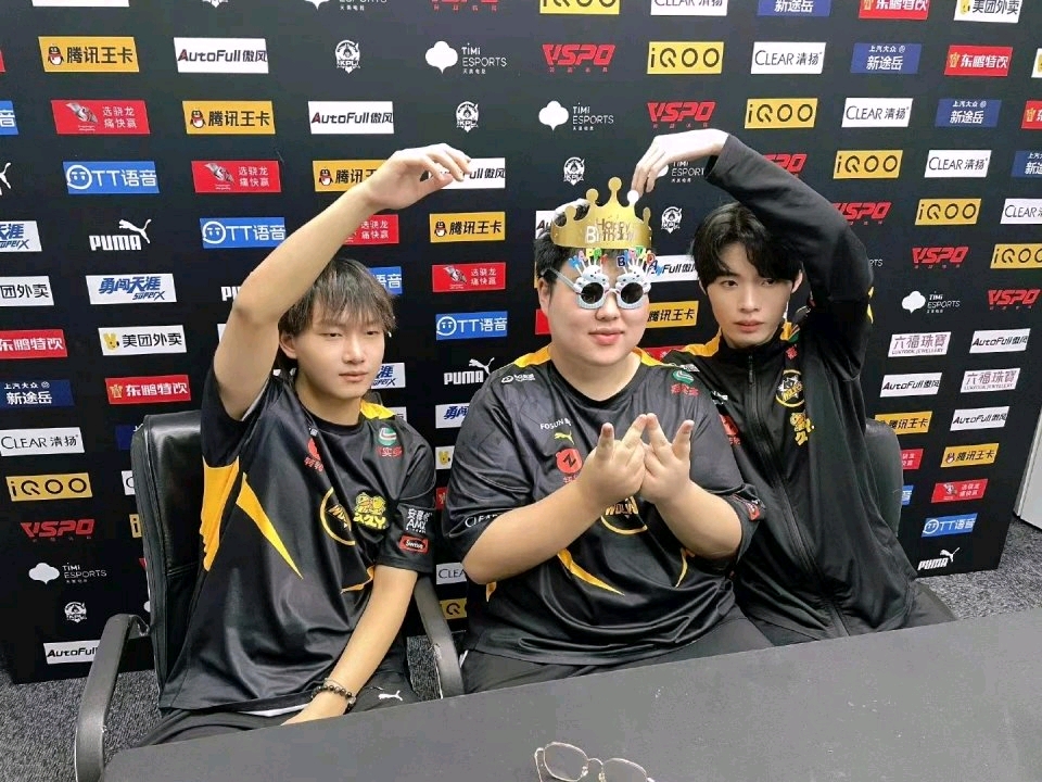 WB2-3狼队:林教练整活差点失败，WB3位新人很优秀，AG保S更难了 - 哔哩哔哩