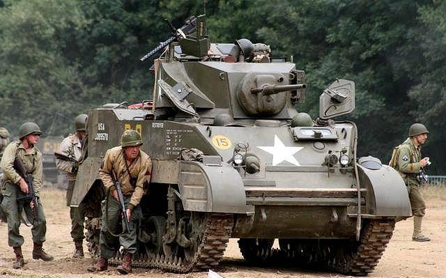 坦克科普：M3/M5斯图亚特坦克 - 哔哩哔哩