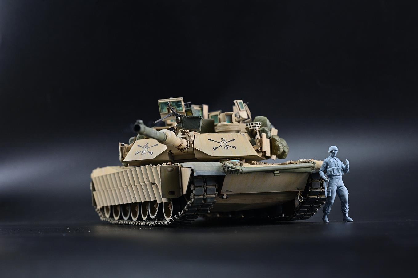 麦田1/35 m1a2主战坦克 - 哔哩哔哩