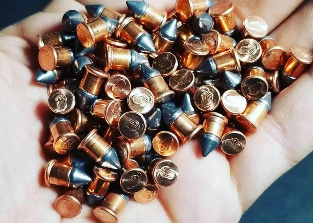 .22LR子弹真的那么孱弱吗？ - 哔哩哔哩