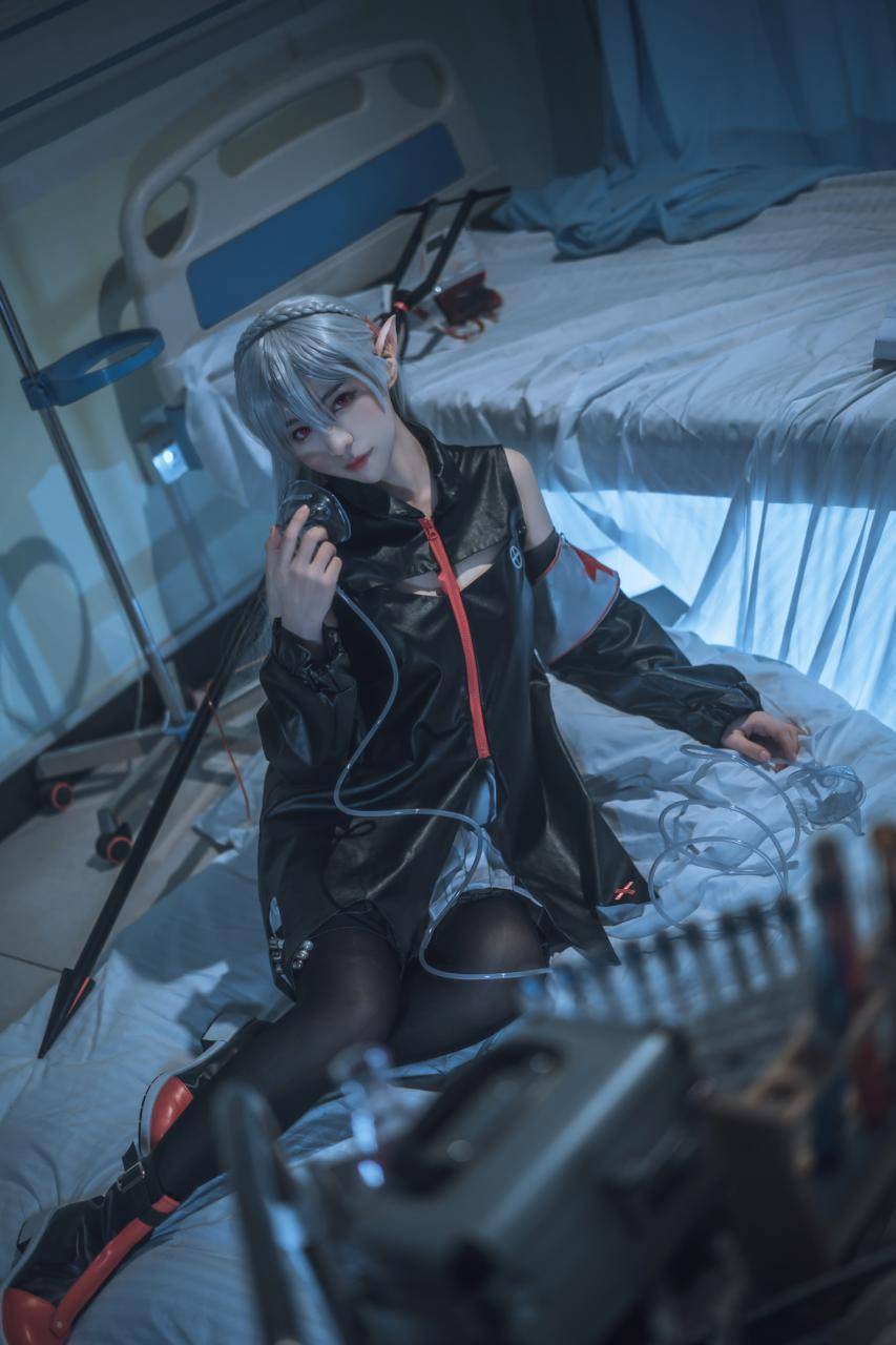 【cosplay】明日方舟 华法琳cosplay：定期検診が必要 哔哩哔哩