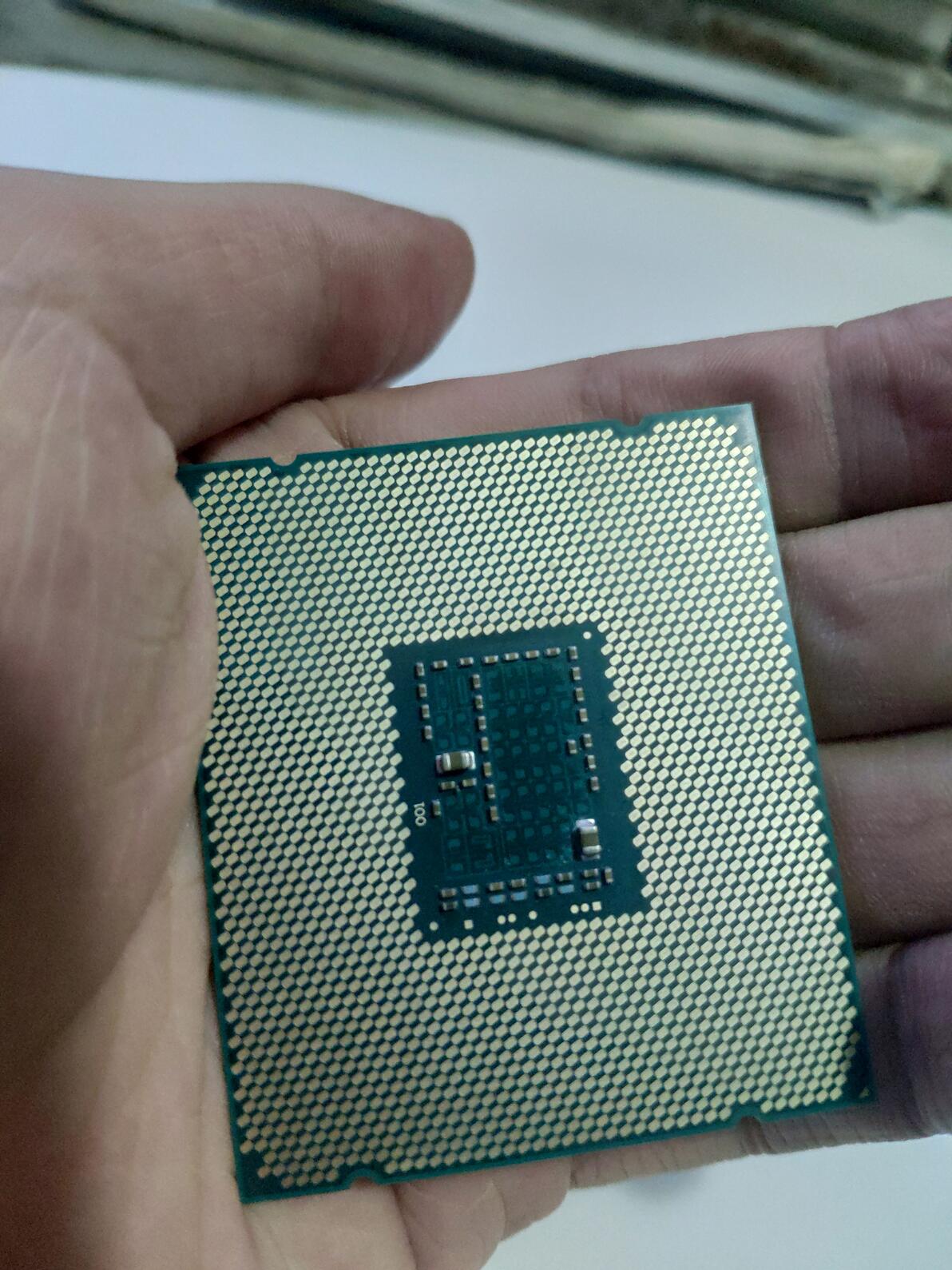 【硬件折腾】至强E5 2690 V3折腾测试 - 哔哩哔哩