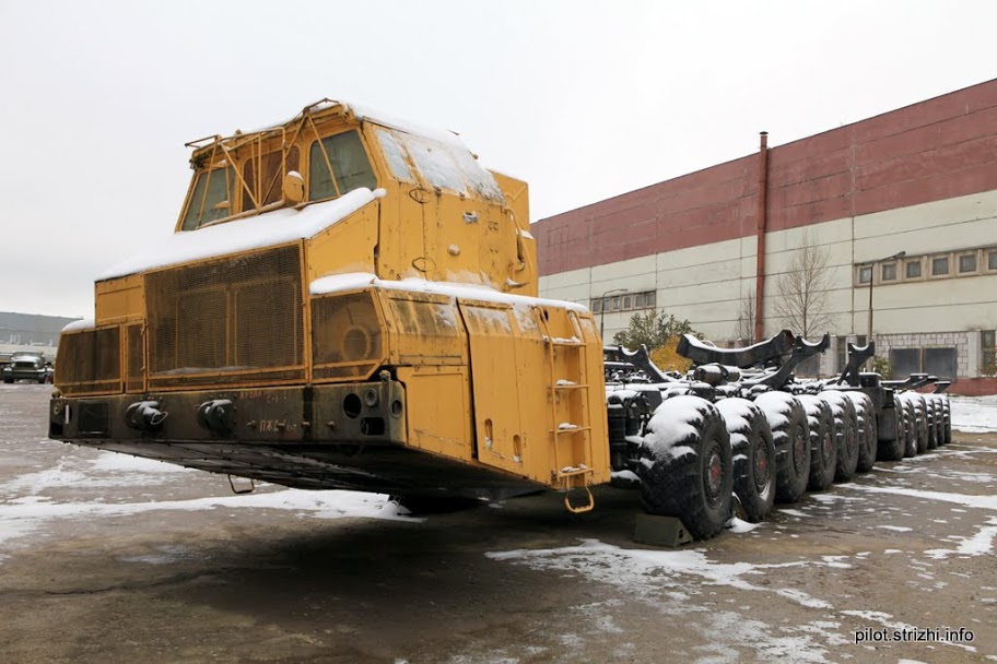 MAZ-7907，能背100吨核弹的24轮苏联卡车图鉴 - 哔哩哔哩