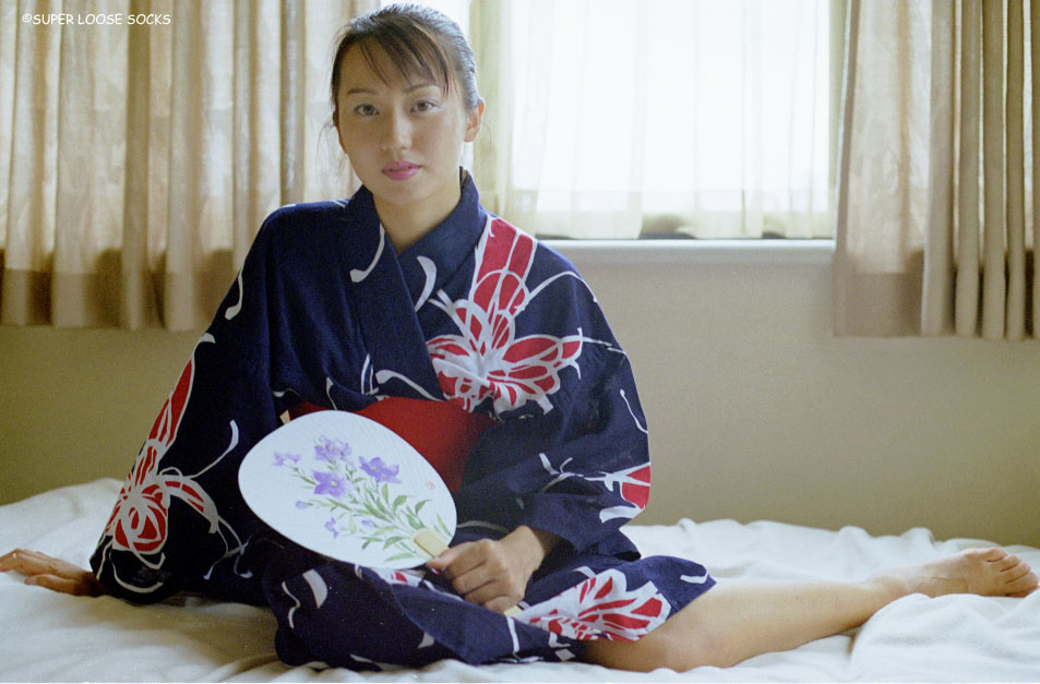 (個人撮影) Mami「Super Loose Socks」 - 哔哩哔哩