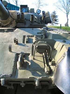 苏联t80坦克详解 ②(封面t64) - 哔哩哔哩