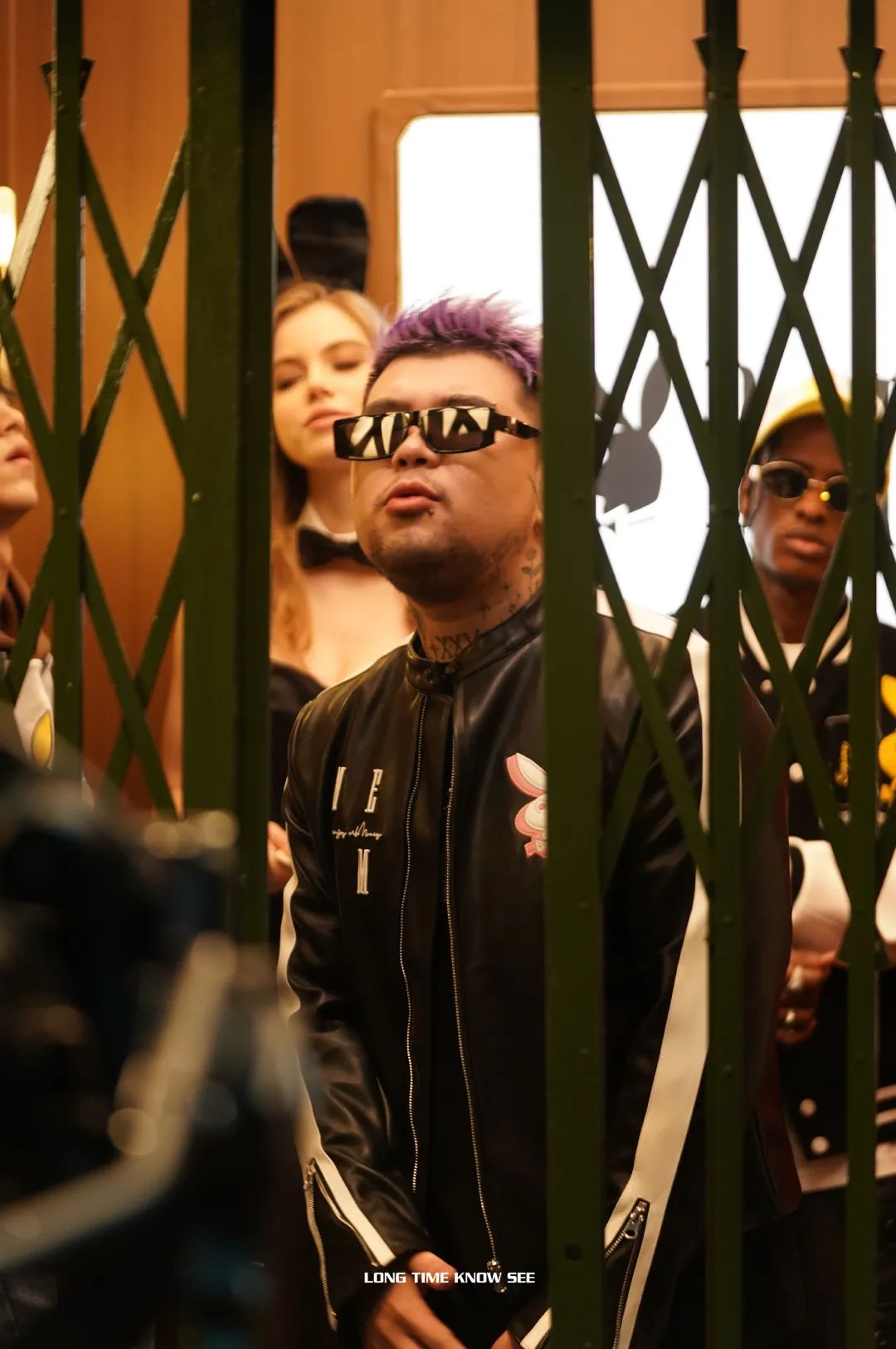 来了！KnowKnow正面回应“说车”质疑！不仅有更高兄弟合体，还出现了三个他！ - 哔哩哔哩