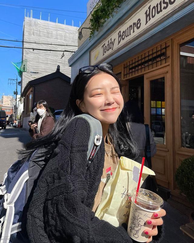 大胸女孩只能走性感路线?来看看ins网红博主vivamoon是怎么用清新甜美治愈你的吧 哔哩哔哩
