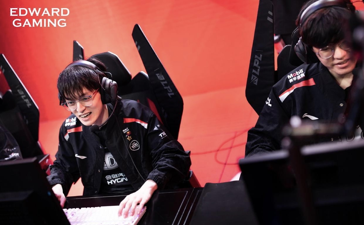 EDG被JDG横扫，遭遇夏季赛三连败！Uzi加盟后，真能拯救一下吗？ - 哔哩哔哩