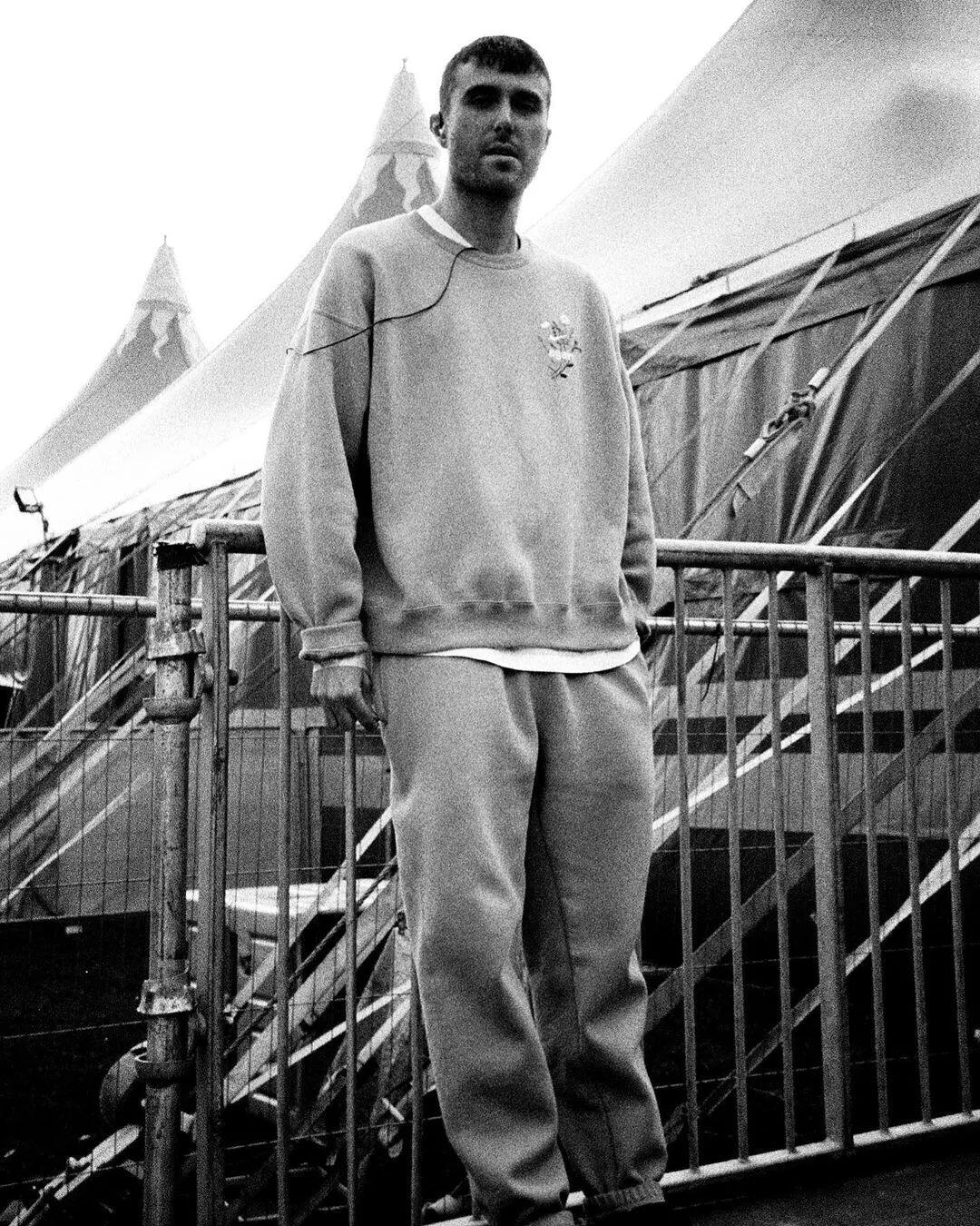 怎么“突然间”Fred Again..就火了？ - 哔哩哔哩