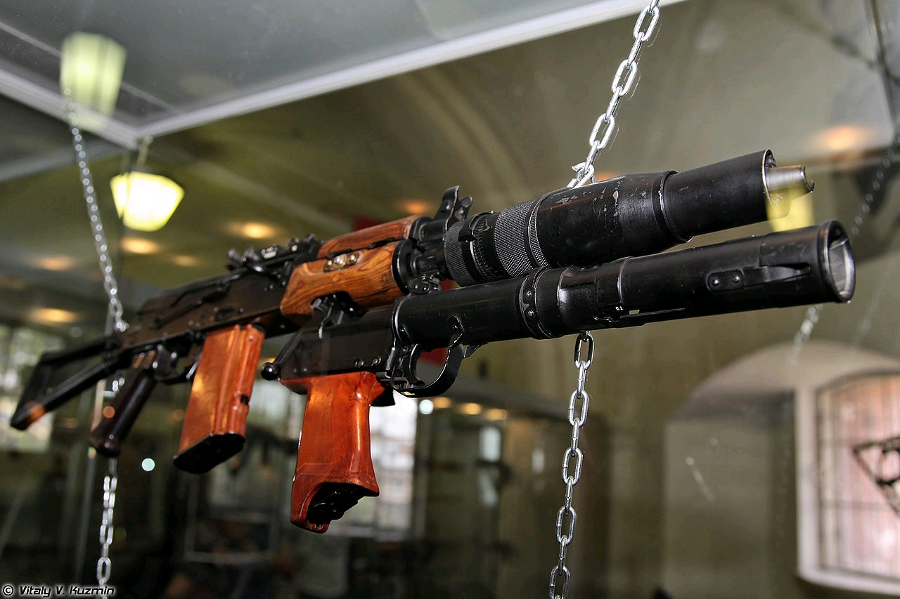 AKS-74U卡宾枪（苏联） - 哔哩哔哩