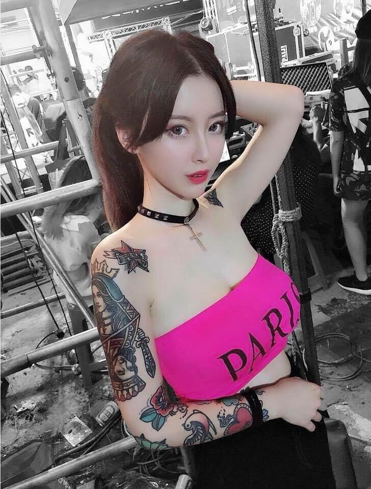 【寻找模特】冷艳性感型才女 DJ Queena昆娜 - 哔哩哔哩