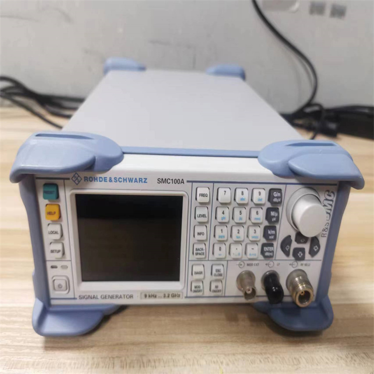 Rohde and Schwarz SMC100A信号发生器 - 哔哩哔哩