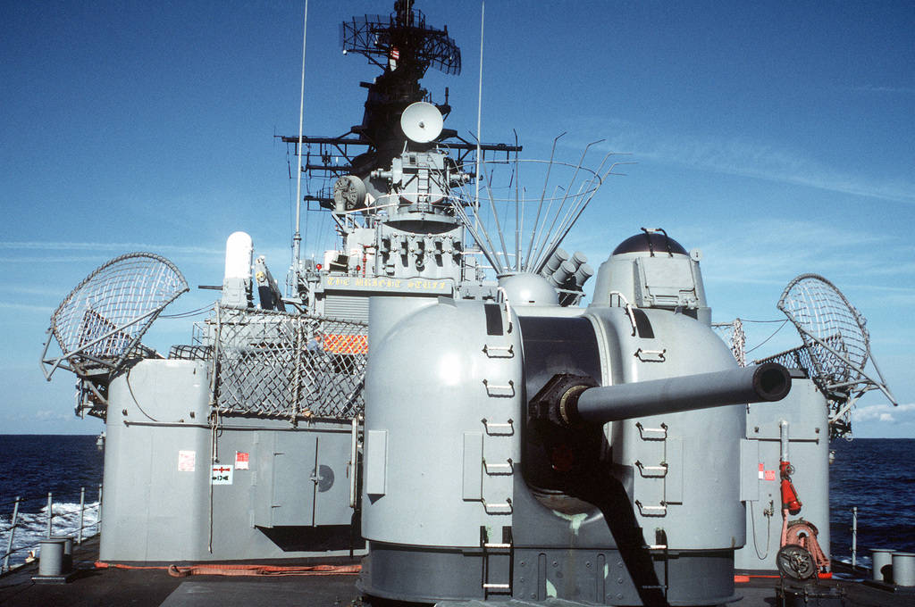 跨越时代——美国海军查尔斯·亚当斯级驱逐舰 - 哔哩哔哩