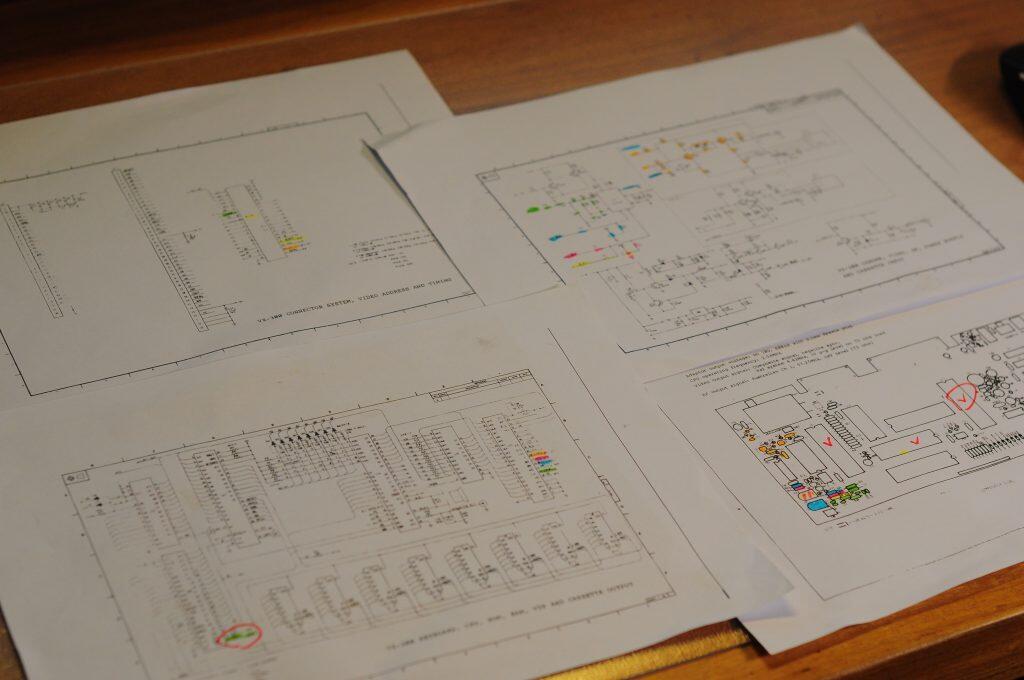 打开电脑世界之门的VTech Laser 310 - 哔哩哔哩