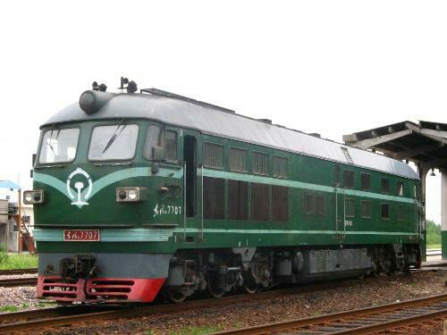 致中国铁路界传奇——DF4型内燃机车 - 哔哩哔哩