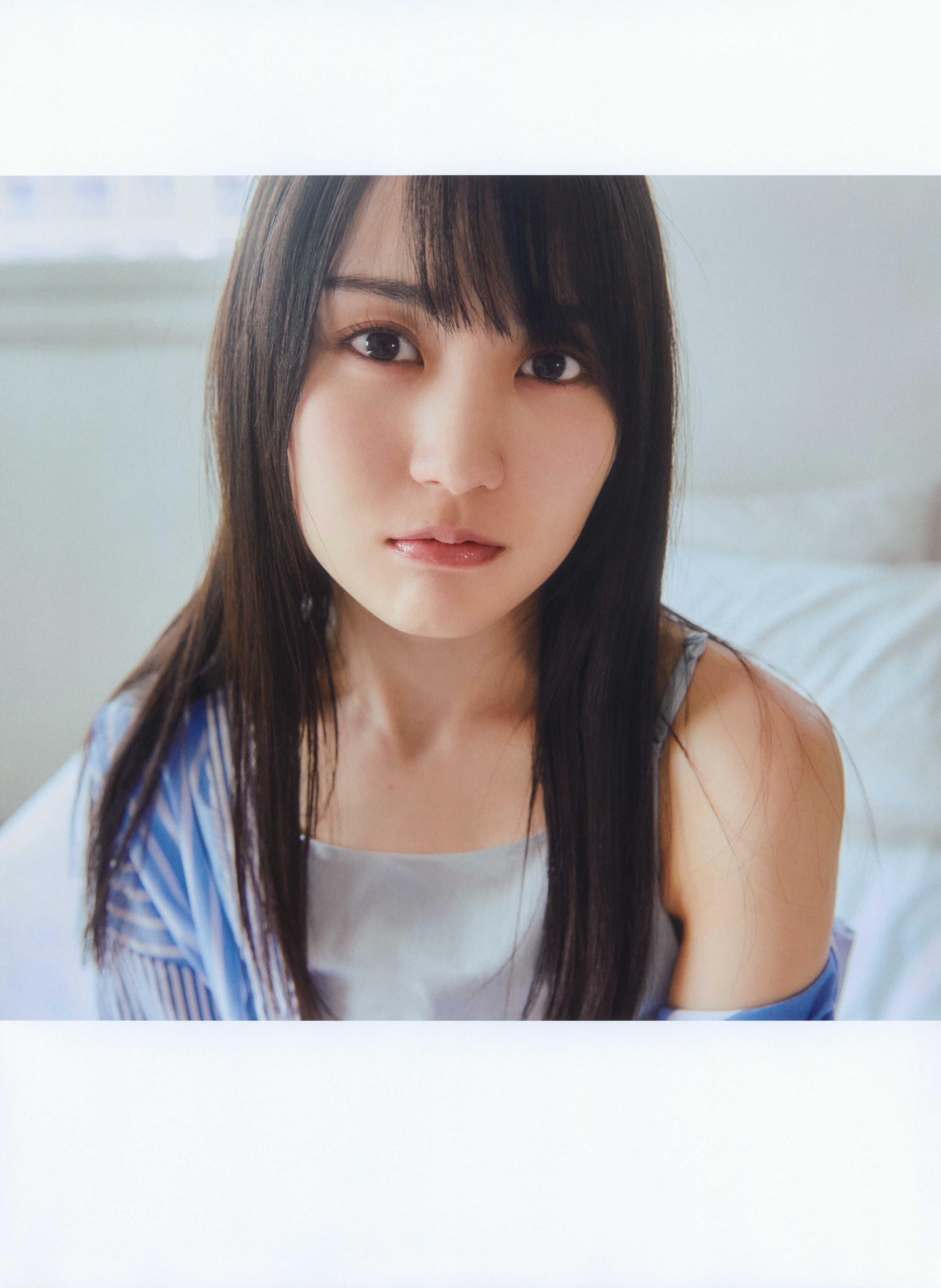 WHITE graph 010（賀喜遥香） - 哔哩哔哩