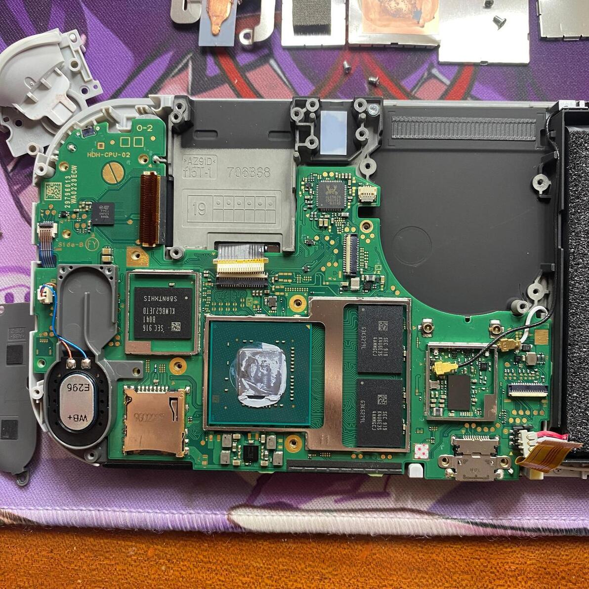 switchlite原装主板和零件拆解图 - 哔哩哔哩