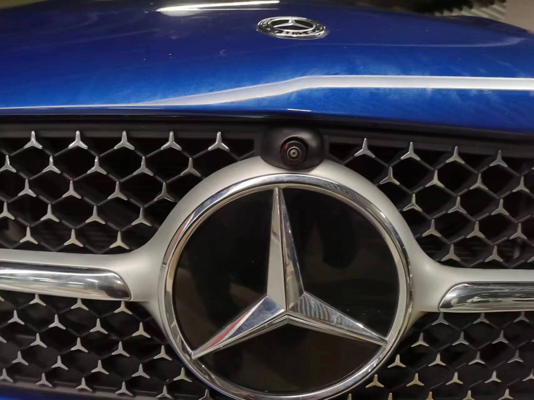 奔驰C级安全配置升级，22款奔驰C260运动升级原厂360全景影像 - 哔哩哔哩