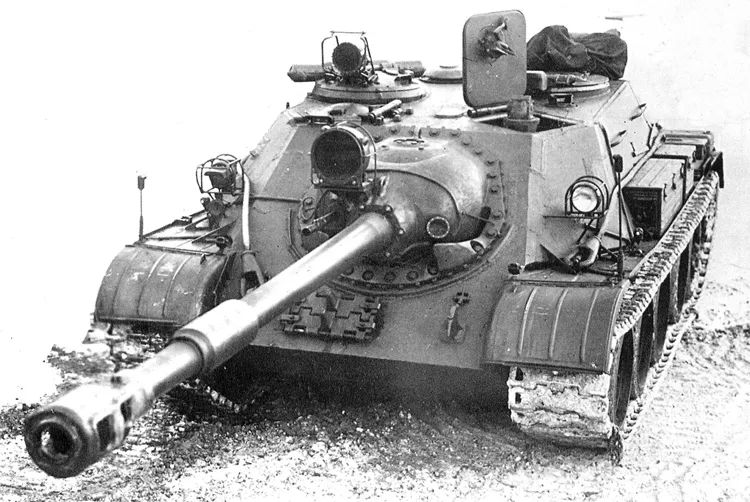 俄式暴力美学：一发122榴弹糊上去 炮塔都给你扬了！122mm D-25T火炮家族小考证 - 哔哩哔哩