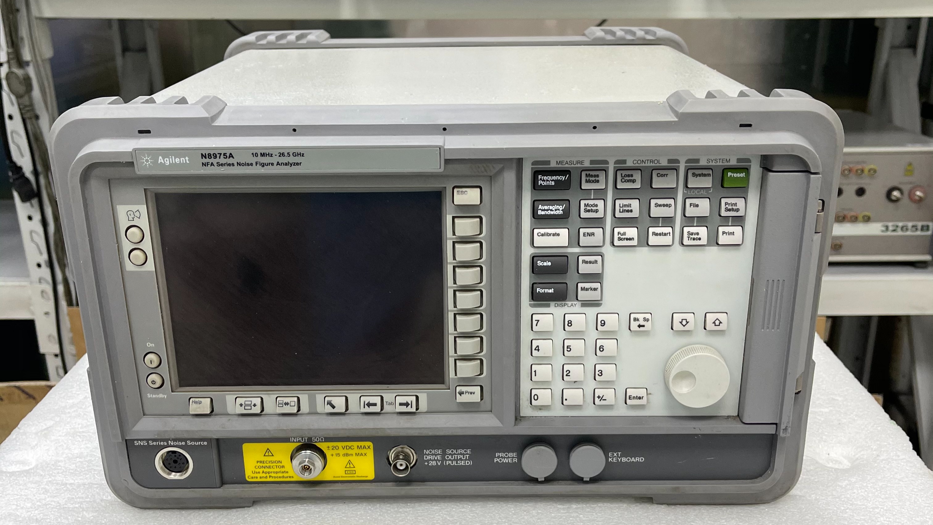 Agilent N8975A噪声系数测试仪26.5GHz - 哔哩哔哩